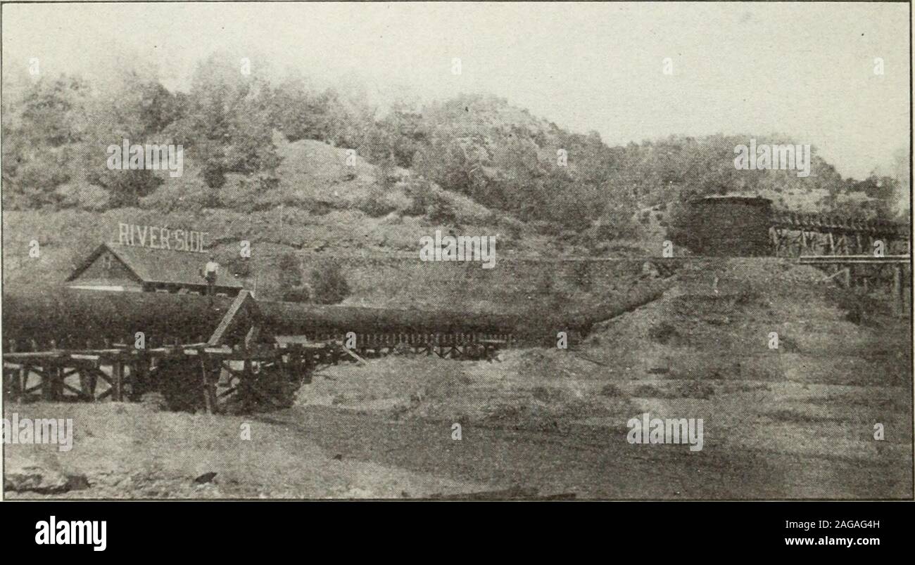 Footlevel hi-res stock photography and images - Alamy