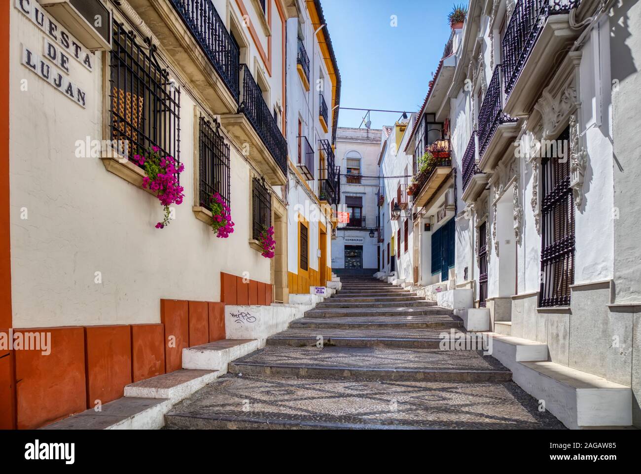 Cordoba street scene spain hi-res stock photography and images - Alamy