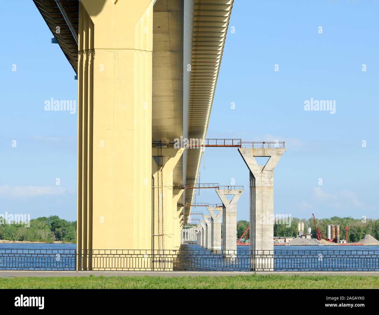 Construction of a new bridge over the river Volga, Russia Stock Photo ...