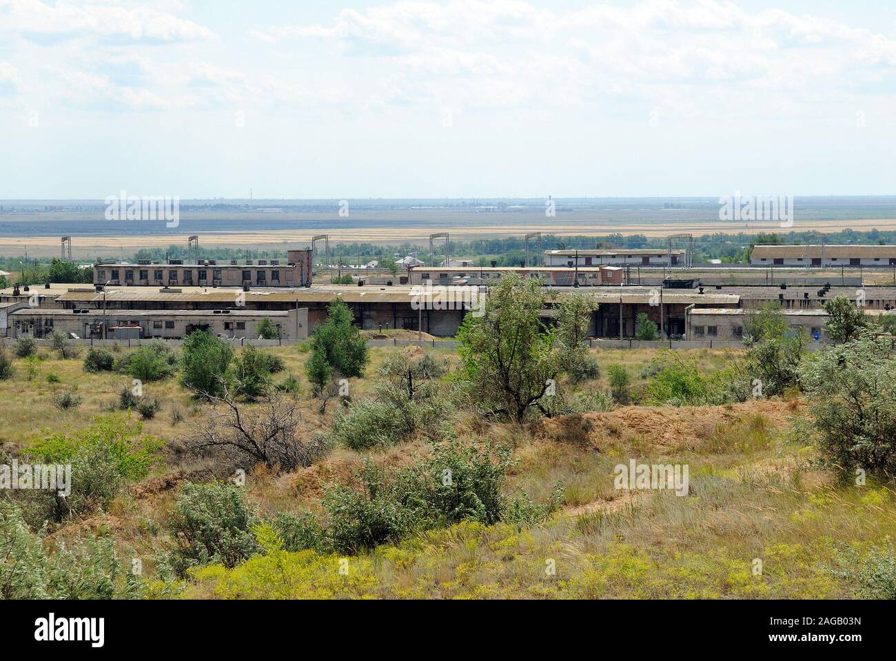 Industrial shops of factory in a countryside Stock Photo - Alamy