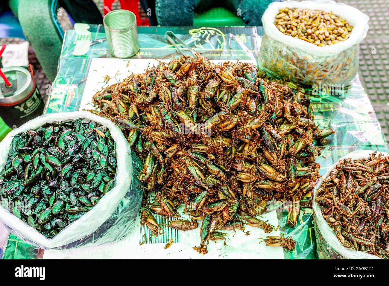 Cambodian fried insects hi-res stock photography and images - Alamy