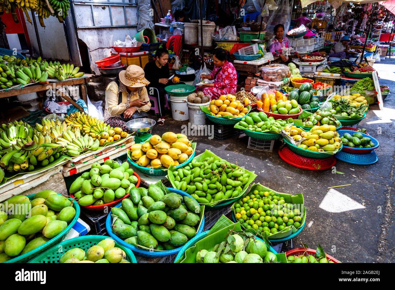 Fresh Fruit For Sale At Phsar Chas Market (Old Market) Phnom Penh ...