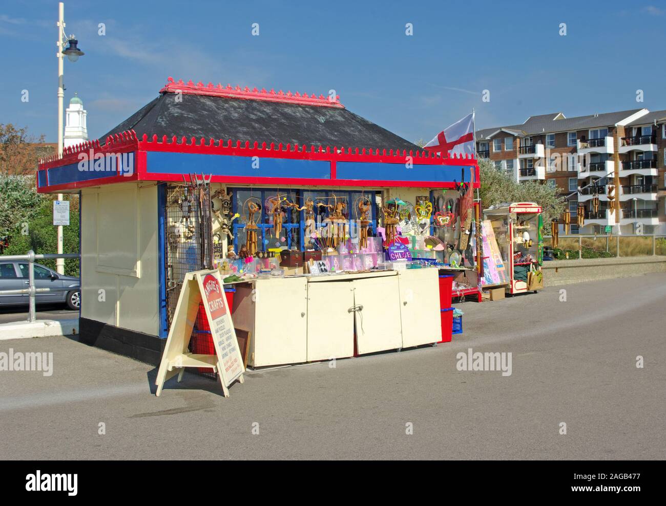Bognor Regis, Sussex, Craft Souvenir Stall Front Promenade Stock Photo ...