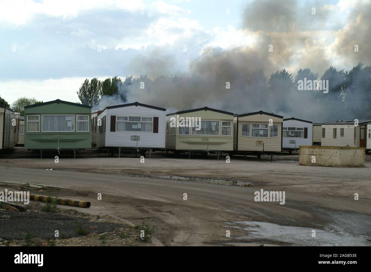 Fire mobile homes hi-res stock photography and images - Alamy