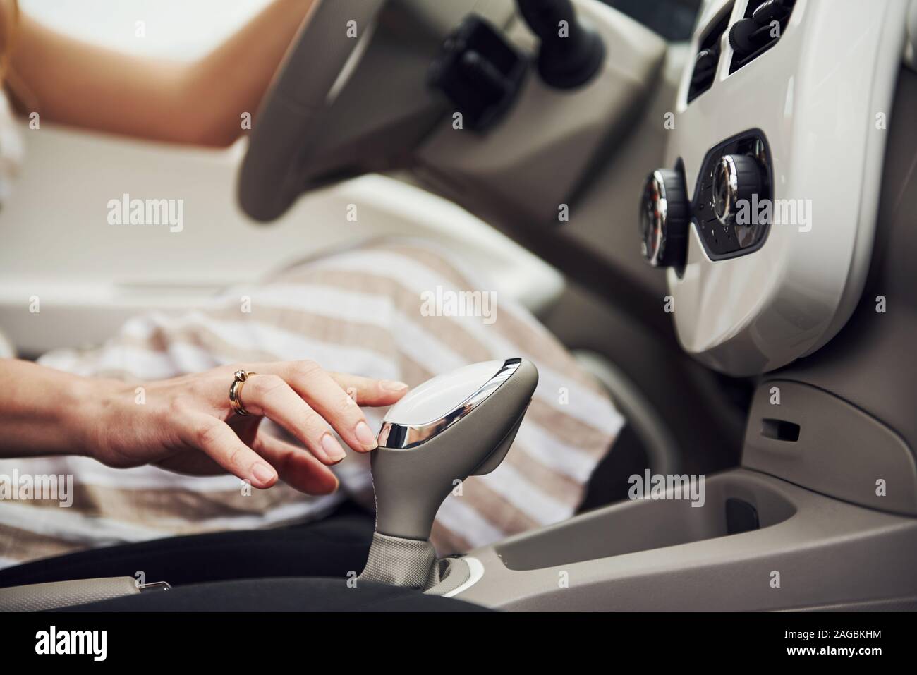 Girl sitting in car switch hi-res stock photography and images - Alamy
