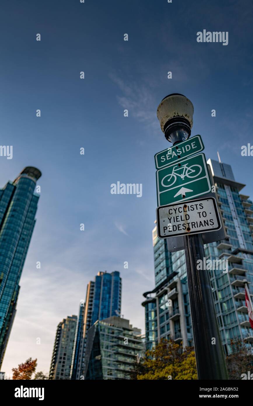 British coal sign hi-res stock photography and images - Alamy