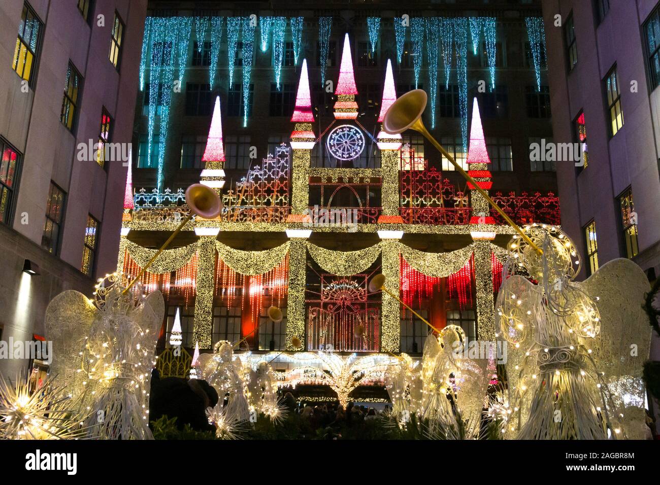 Saks Fifth Avenue's Holiday Light and Sound Display, NYC, USA Stock ...