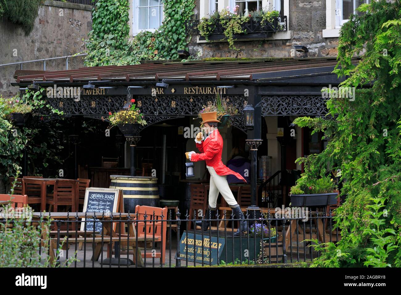 Castle Tavern, Inverness, Scotland, United Kingdom Stock Photo - Alamy