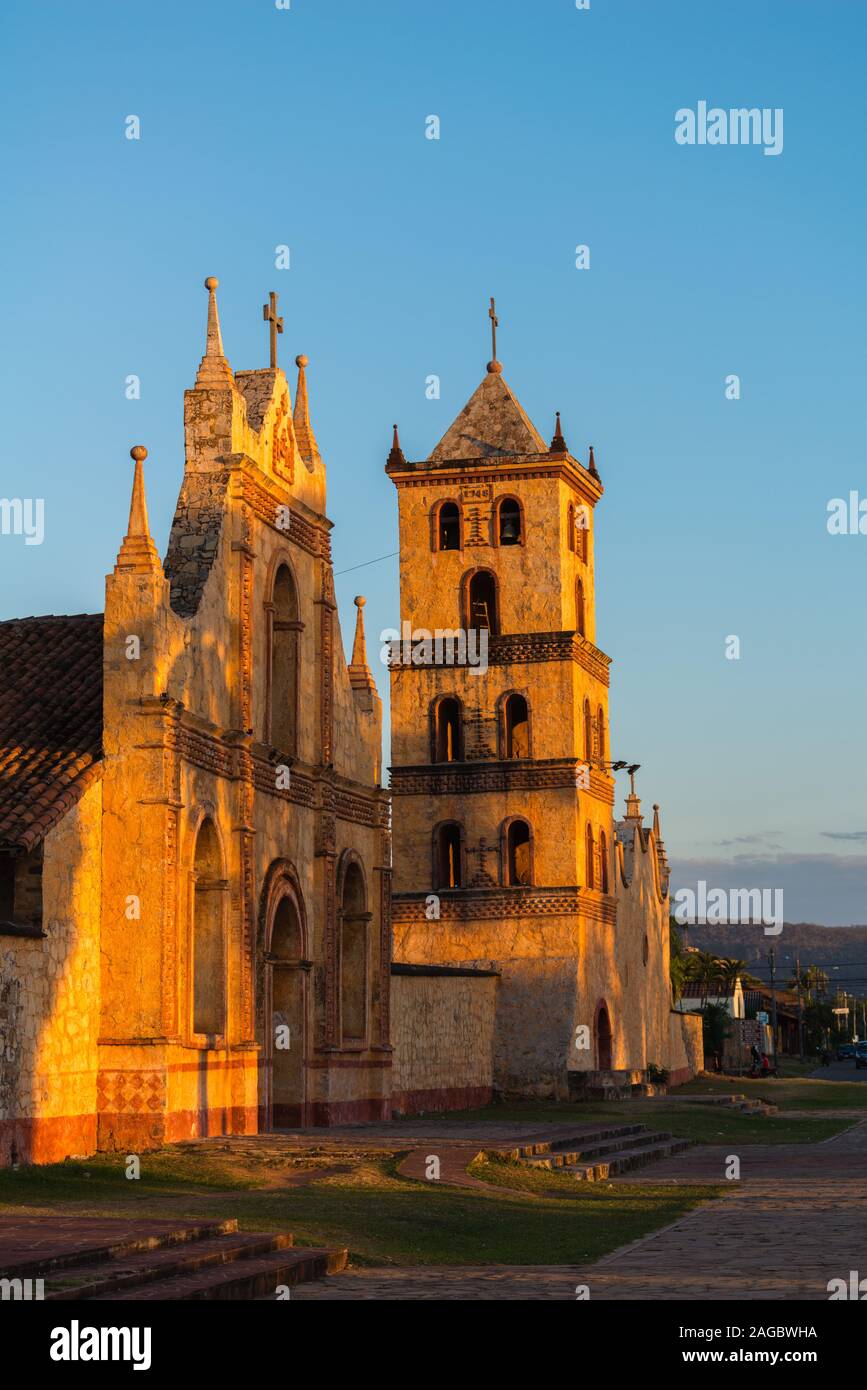 Mission Church of San José de Chiquitos, Jesuit Mission, Mission ...