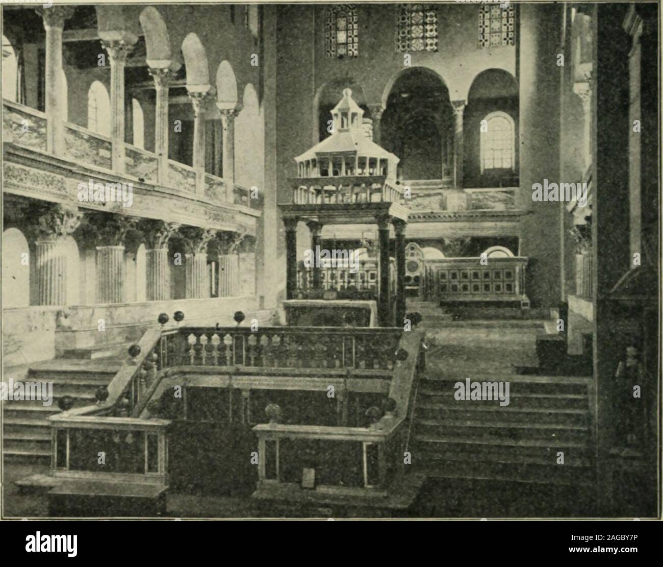 Arched clerestory windows hi-res stock photography and images - Alamy