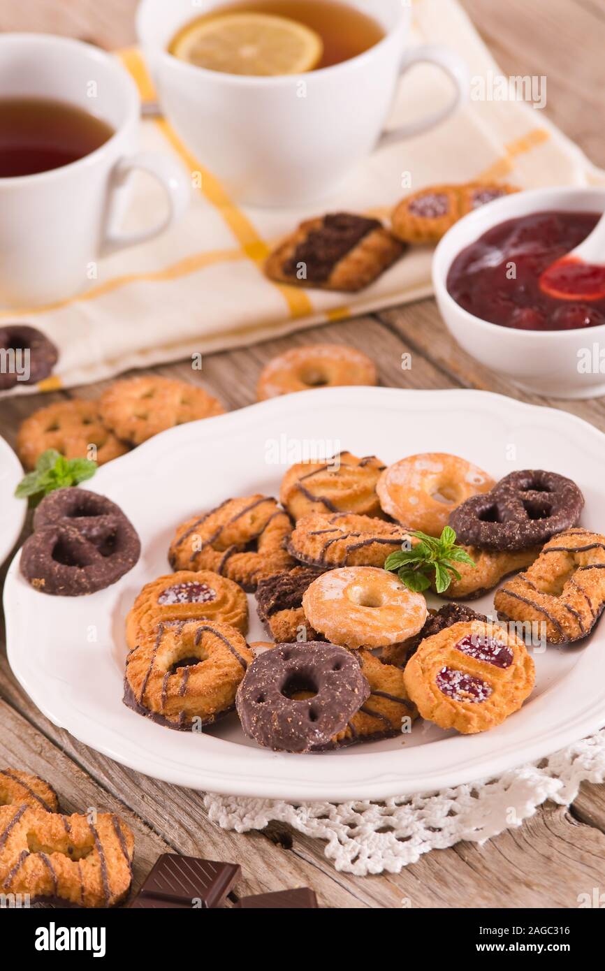 Shortcrust pastry biscuits Stock Photo - Alamy