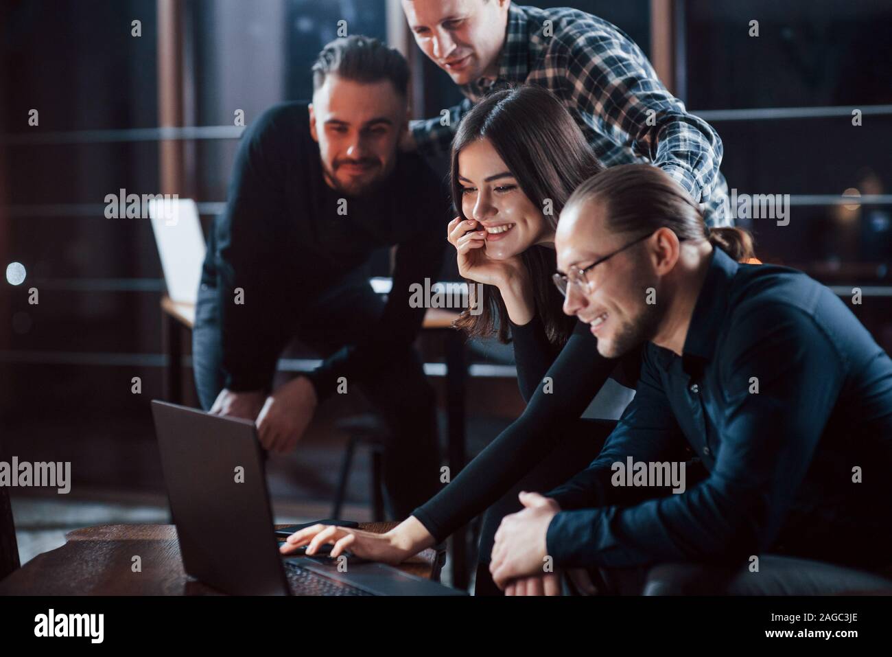 Team success looks like hi-res stock photography and images - Alamy