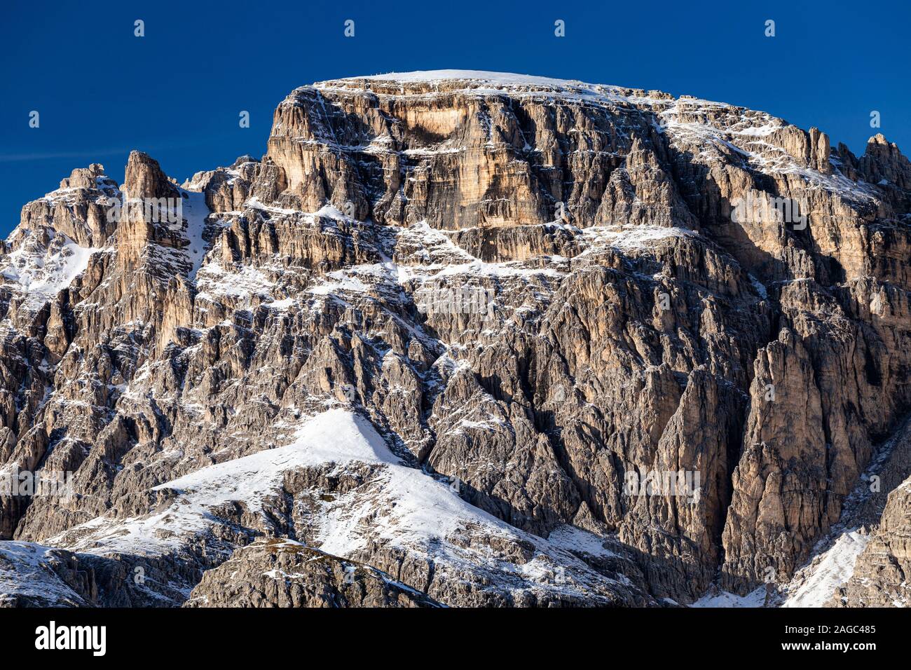 Low angle shot of the Dreischusterspitze mountain in the Italian Alps ...