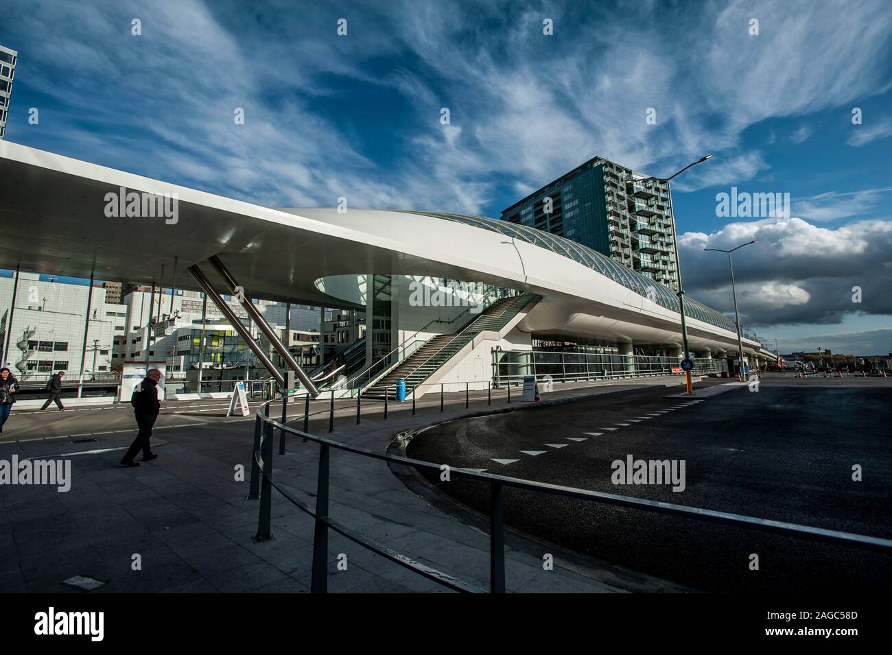 The New Hague Bus Terminal. The Hague Central Station. Wednesday 6th ...