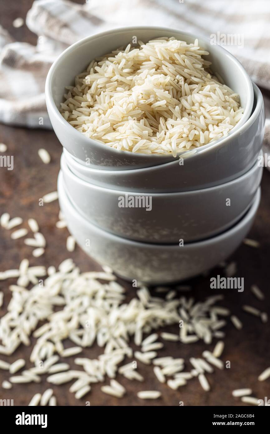 Indian uncooked rice hi-res stock photography and images - Alamy