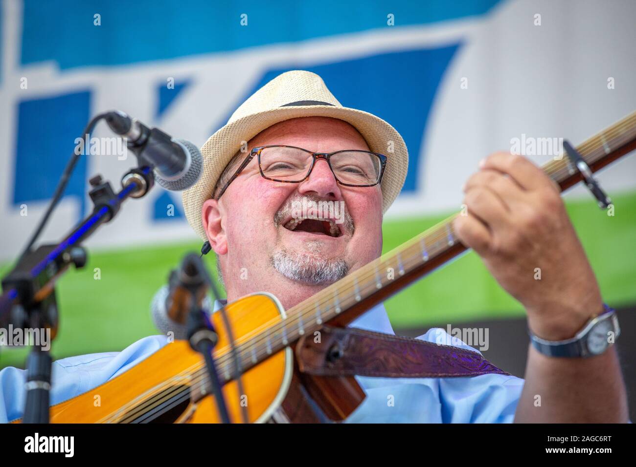 Bluegrass band Danny Paisley and the Southern Grass performing at the ...