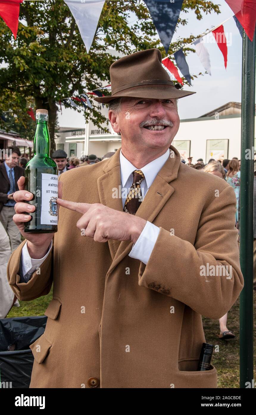 Spiv hi-res stock photography and images - Alamy