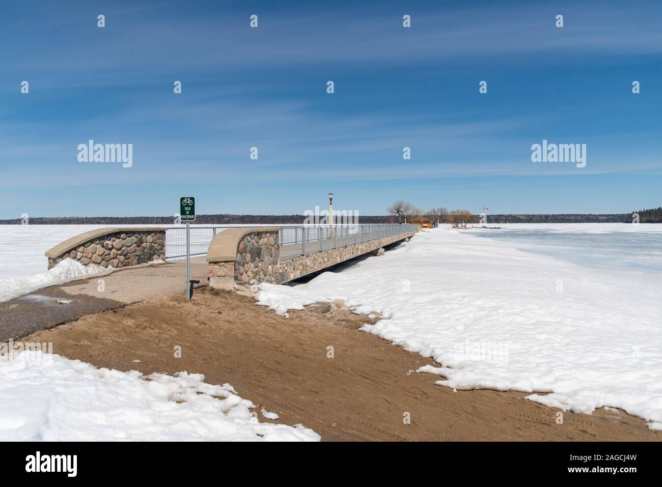 Clear lake manitoba hi-res stock photography and images - Alamy