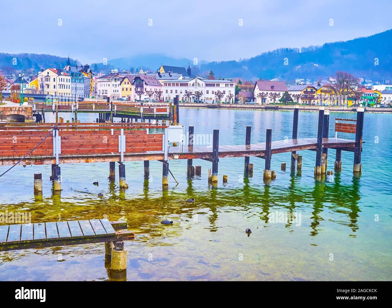 Embankment mountain hi-res stock photography and images - Alamy