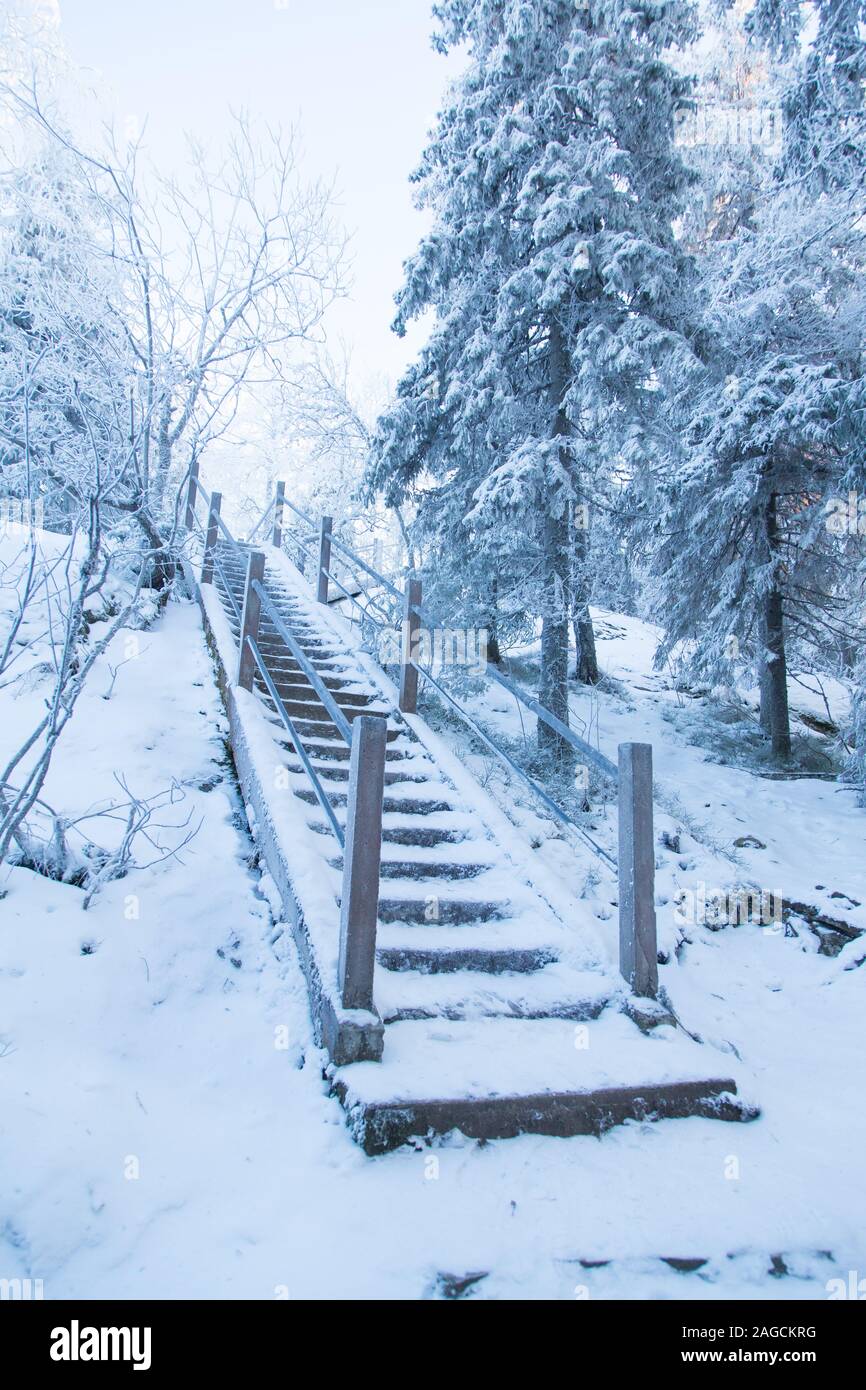 Frosty stairs hi-res stock photography and images - Alamy