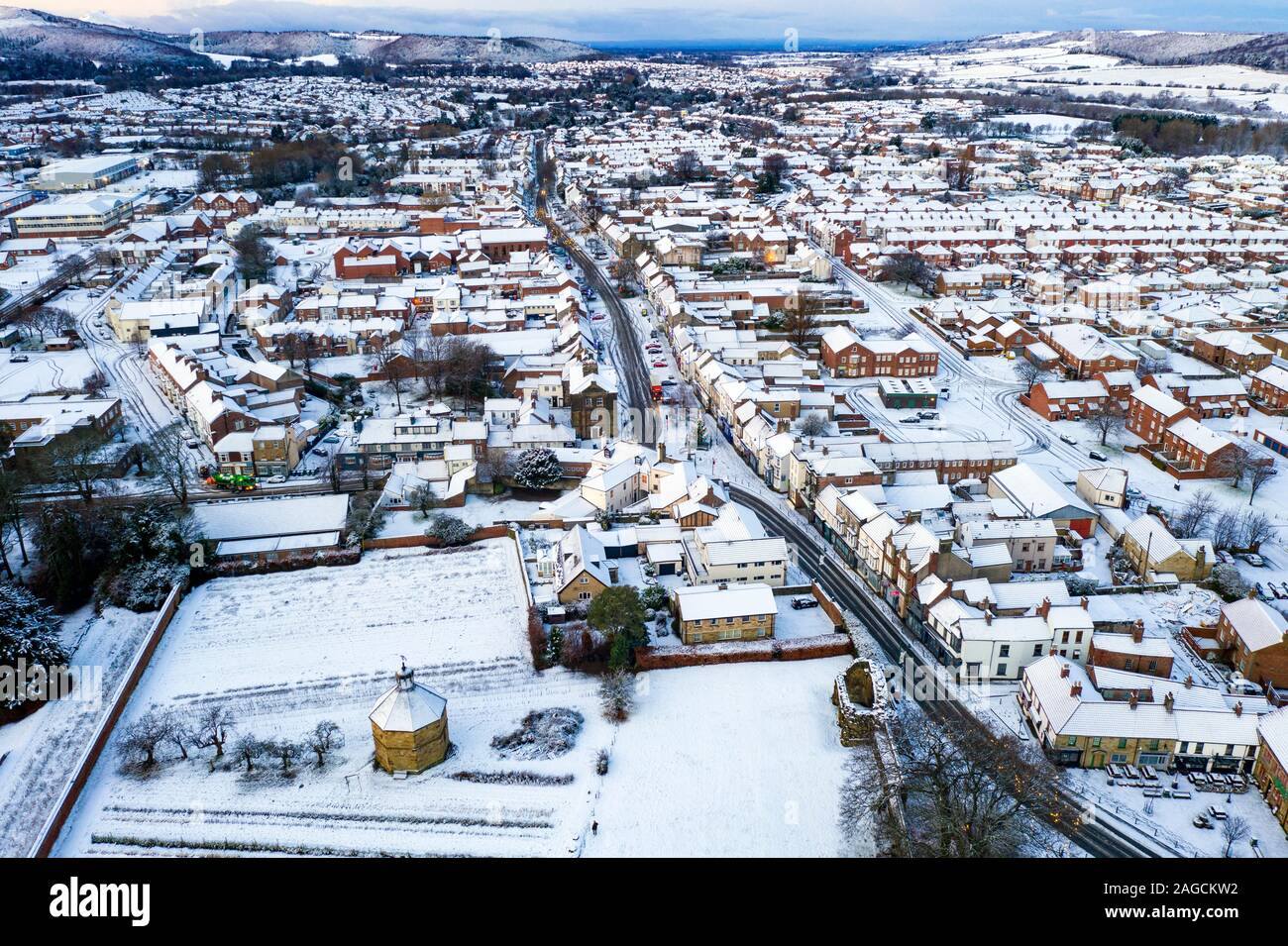 Guisborough Town in Winter Snow, Guisborough, North Yorkshire Stock ...
