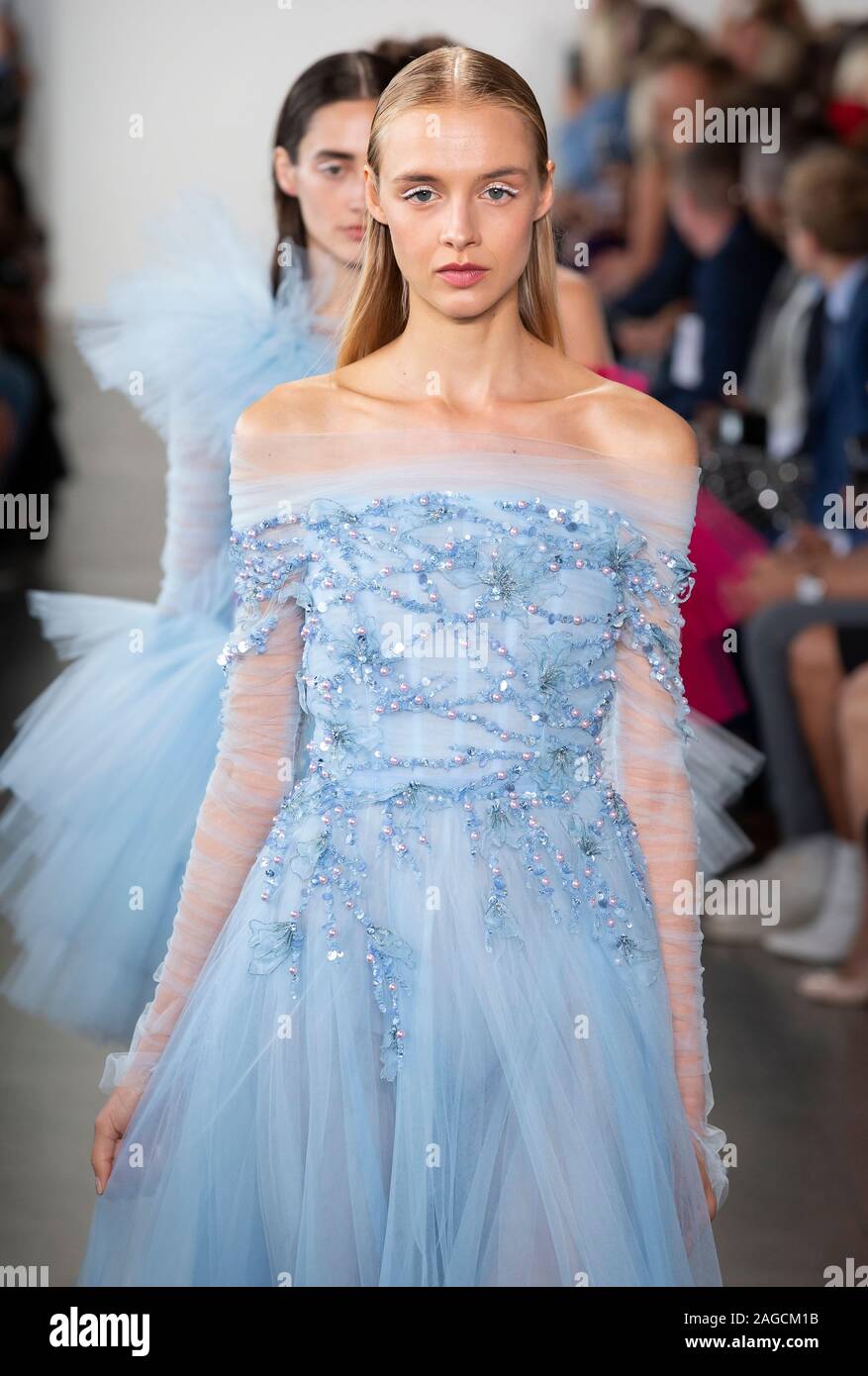 Nina dapper hi-res stock photography and images - Alamy