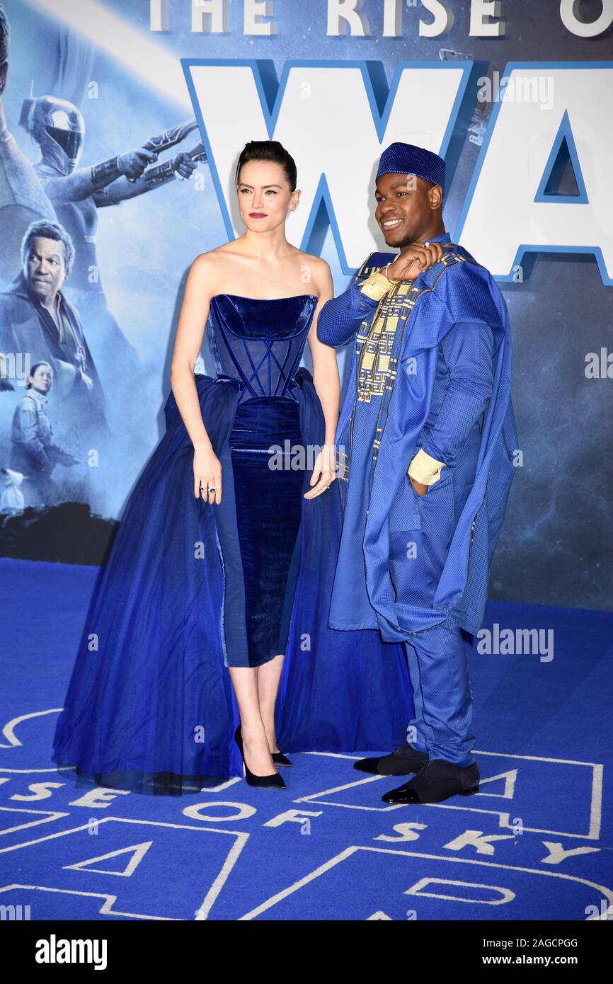 Daisy Ridley, John Boyega. Star Wars: The Rise of Skywalker. European ...
