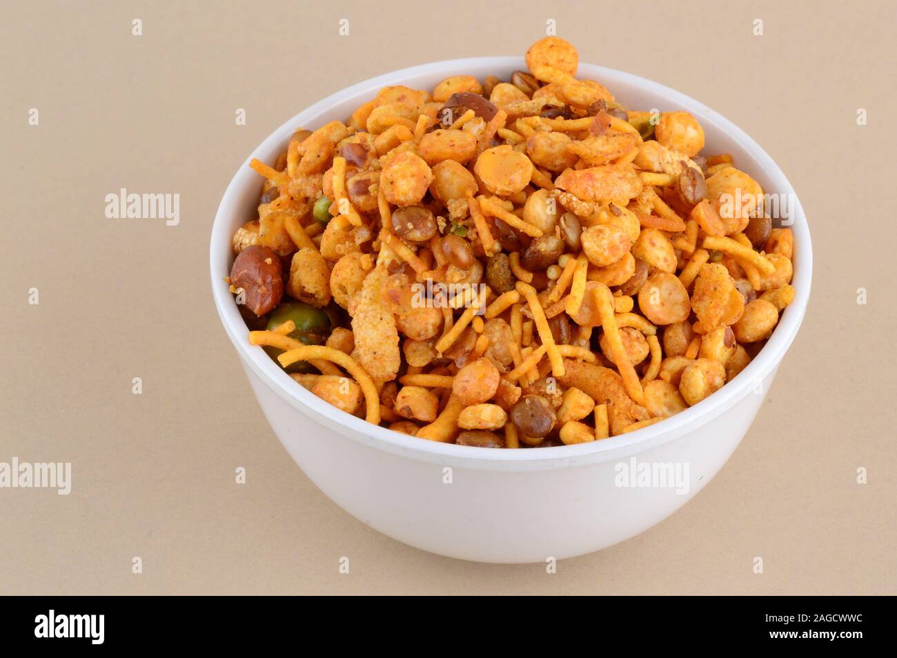 Indian Snacks : Mixture (roasted nuts with salt pepper masala, pulses ...