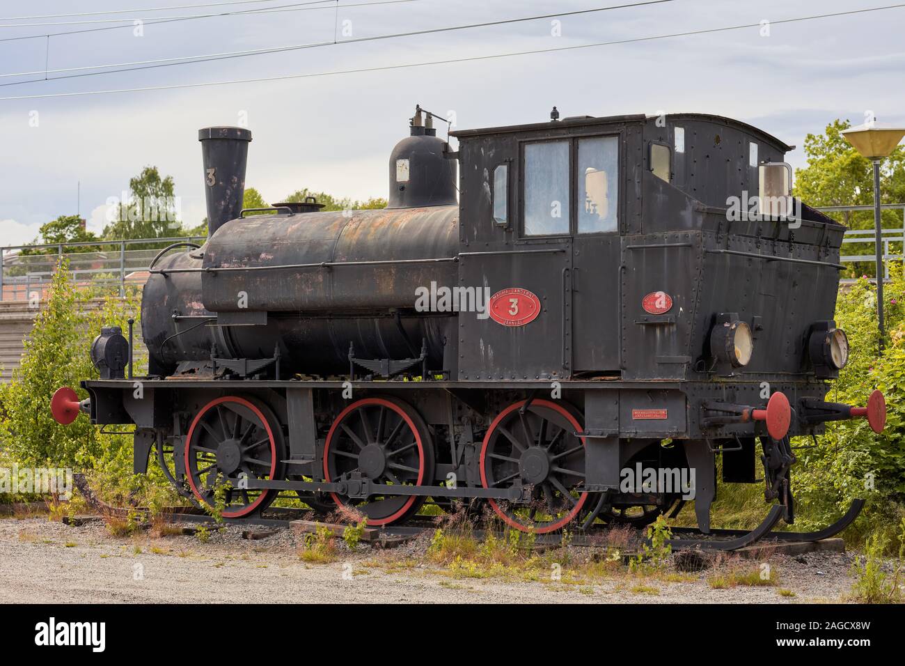 Black locomotive hi-res stock photography and images - Alamy