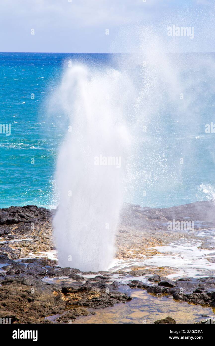 Spouting horn pacific ocean poipu hi-res stock photography and images ...