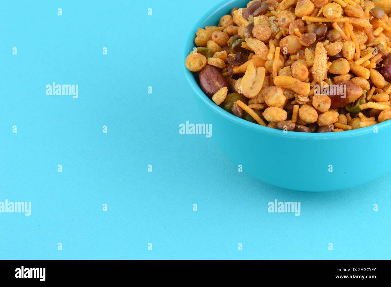 Indian Snacks : Mixture (roasted nuts with salt pepper masala, pulses ...