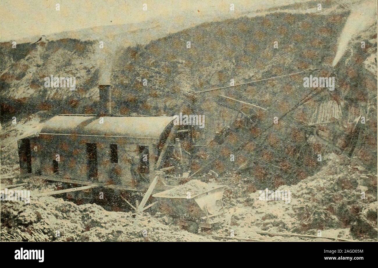 400 pieds hi-res stock photography and images - Alamy