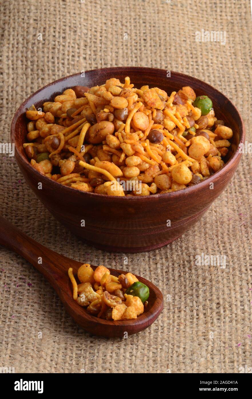 Indian Snacks : Mixture (roasted nuts with salt pepper, Spice, pulses ...