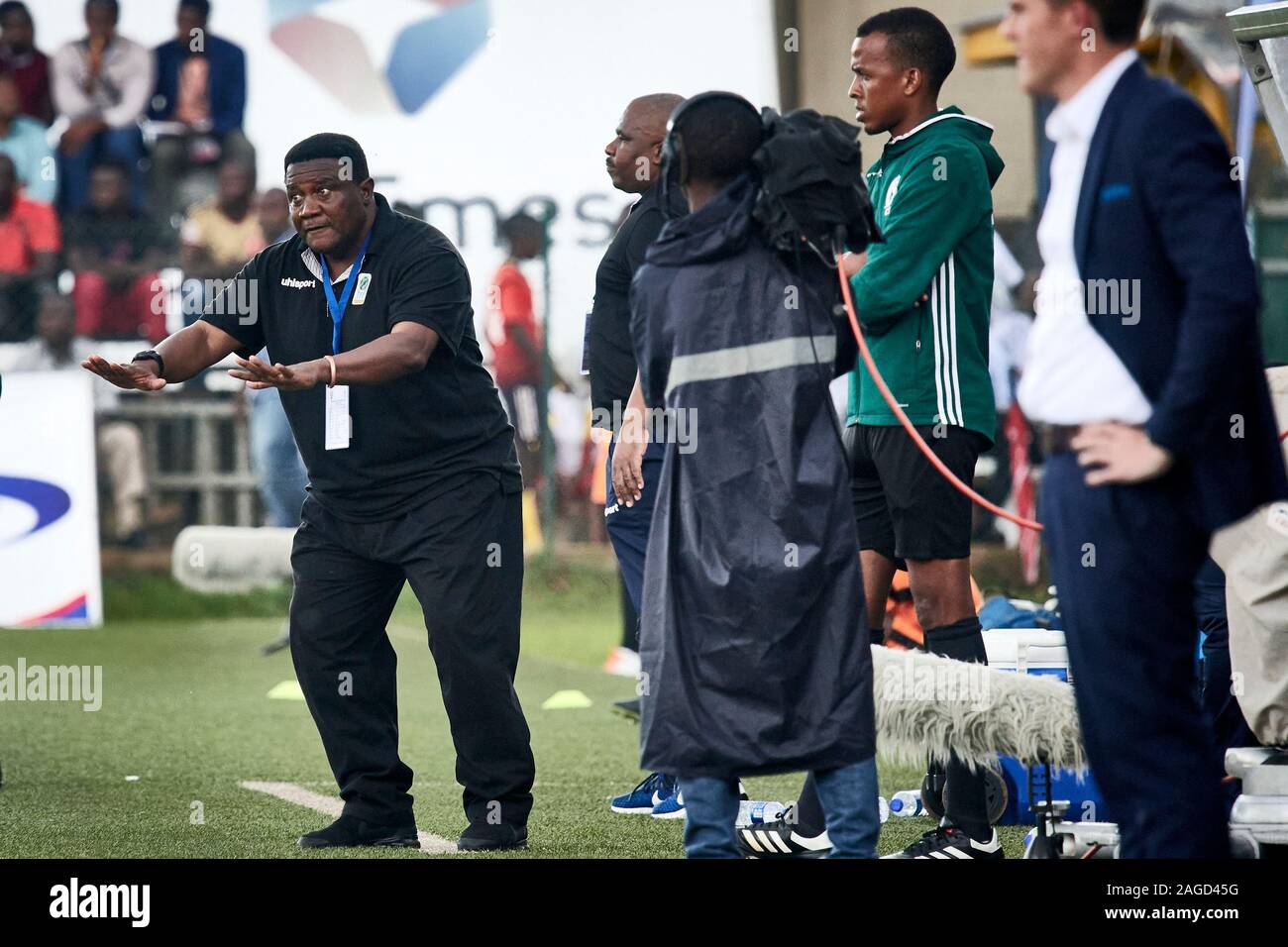 Bangladesh coach hi-res stock photography and images - Alamy