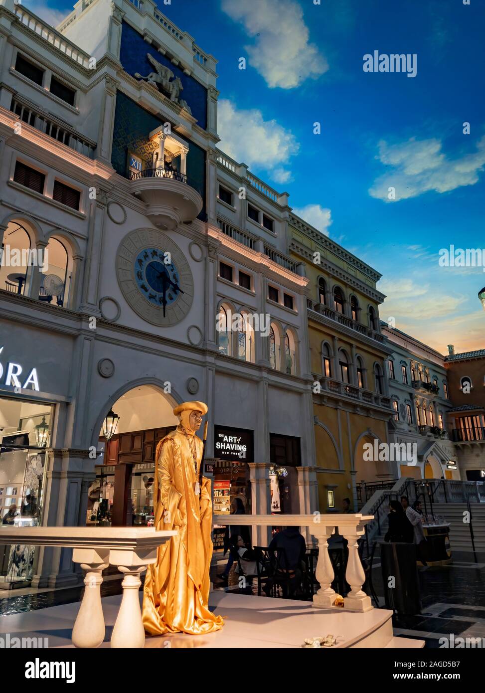 Las Vegas, DEC 17: Interior view of the restaurant inside the Venetian ...