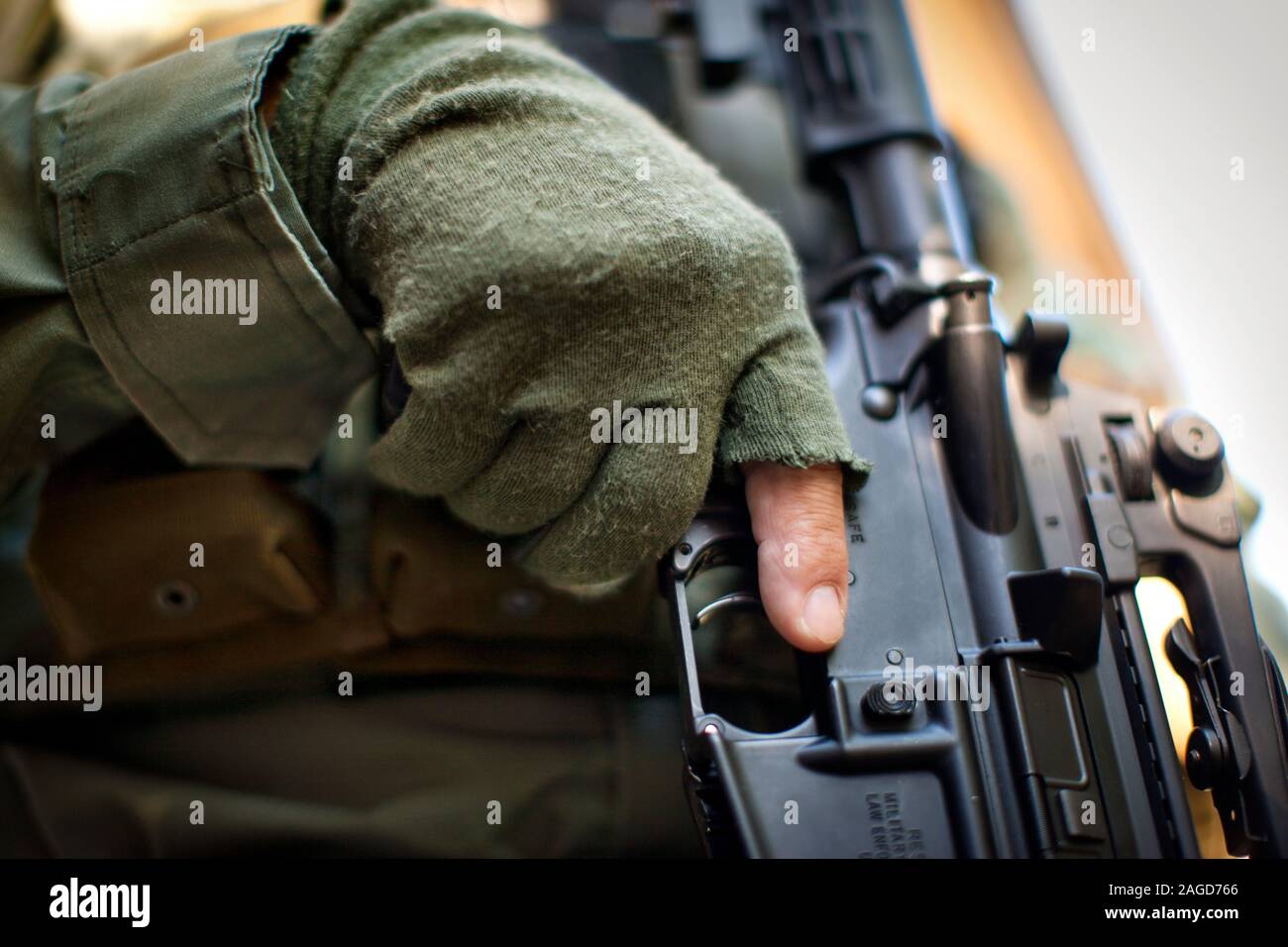 Personnel security detail hi-res stock photography and images - Alamy