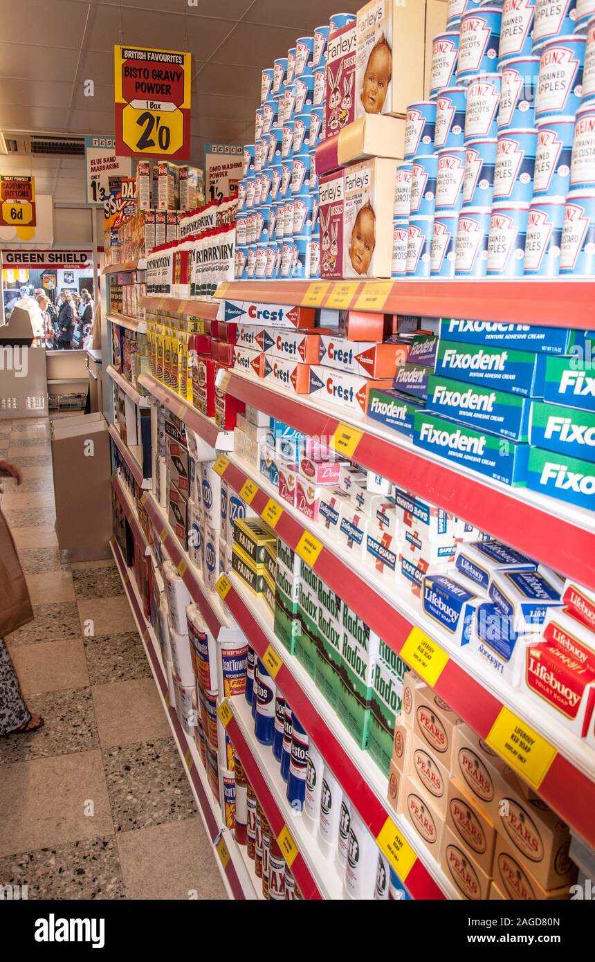 Past times and shop uk hi-res stock photography and images - Alamy