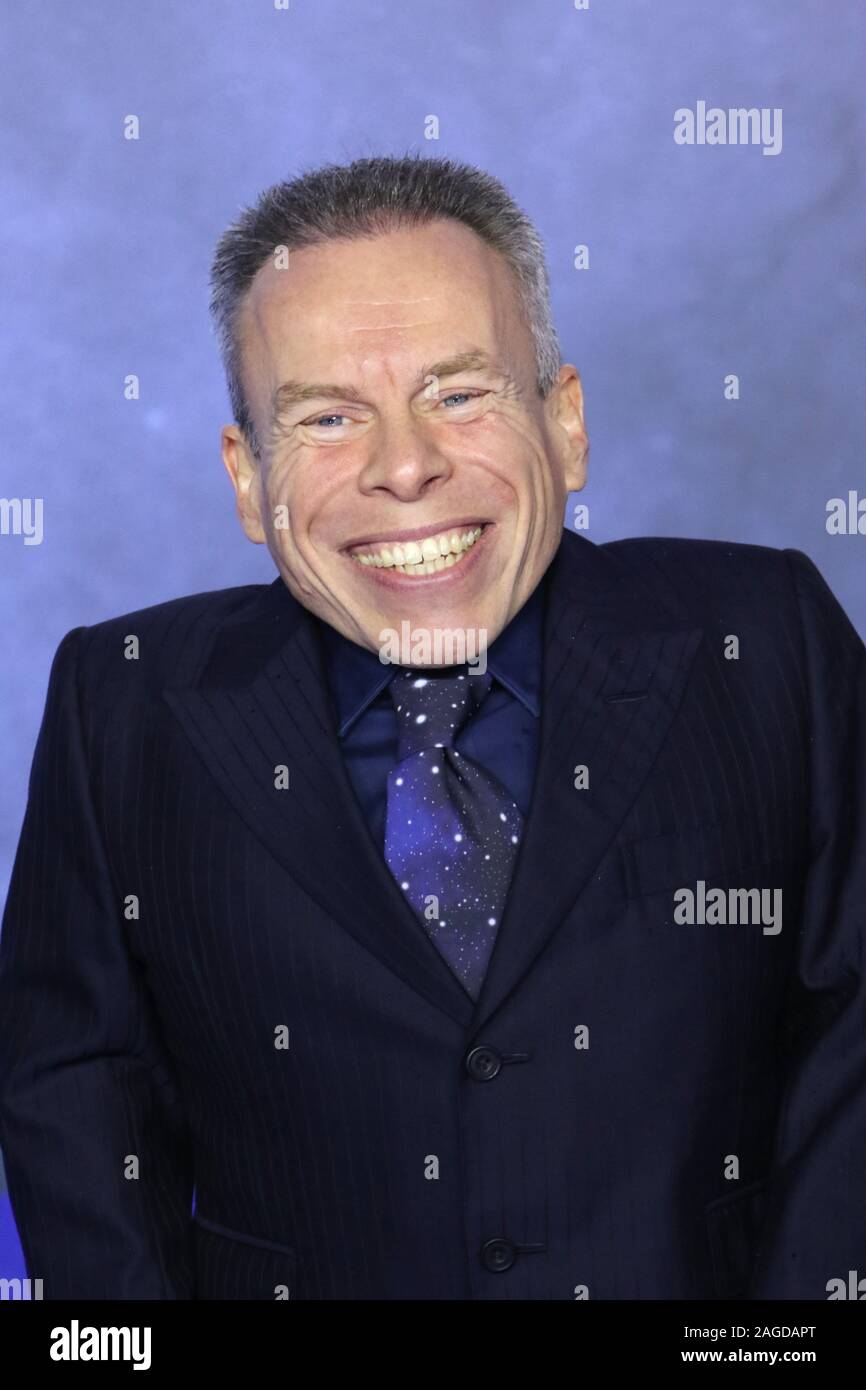 Warwick Davis, Star Wars: The Rise of Skywalker - European Premiere ...