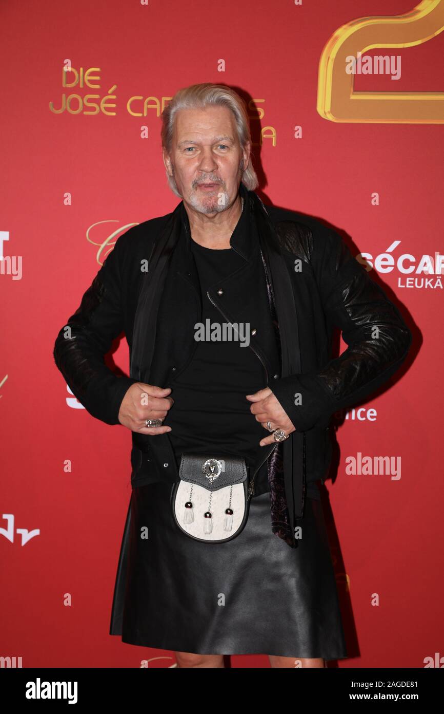 Johnny Logan bei der 25. Jose Carreras Gala 2019 in der Halle:Eins der ...