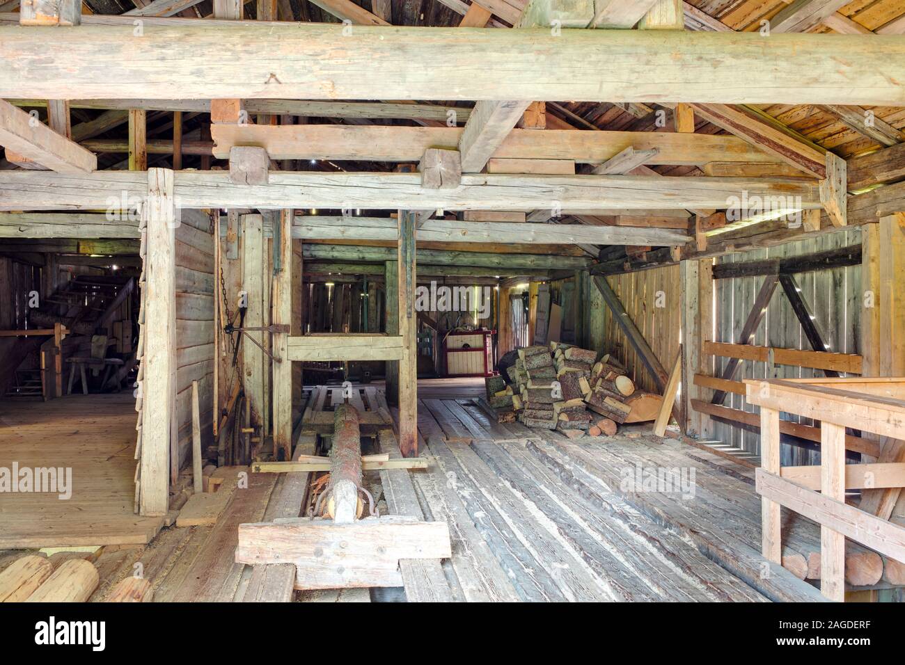 Water mill interior hi-res stock photography and images - Alamy