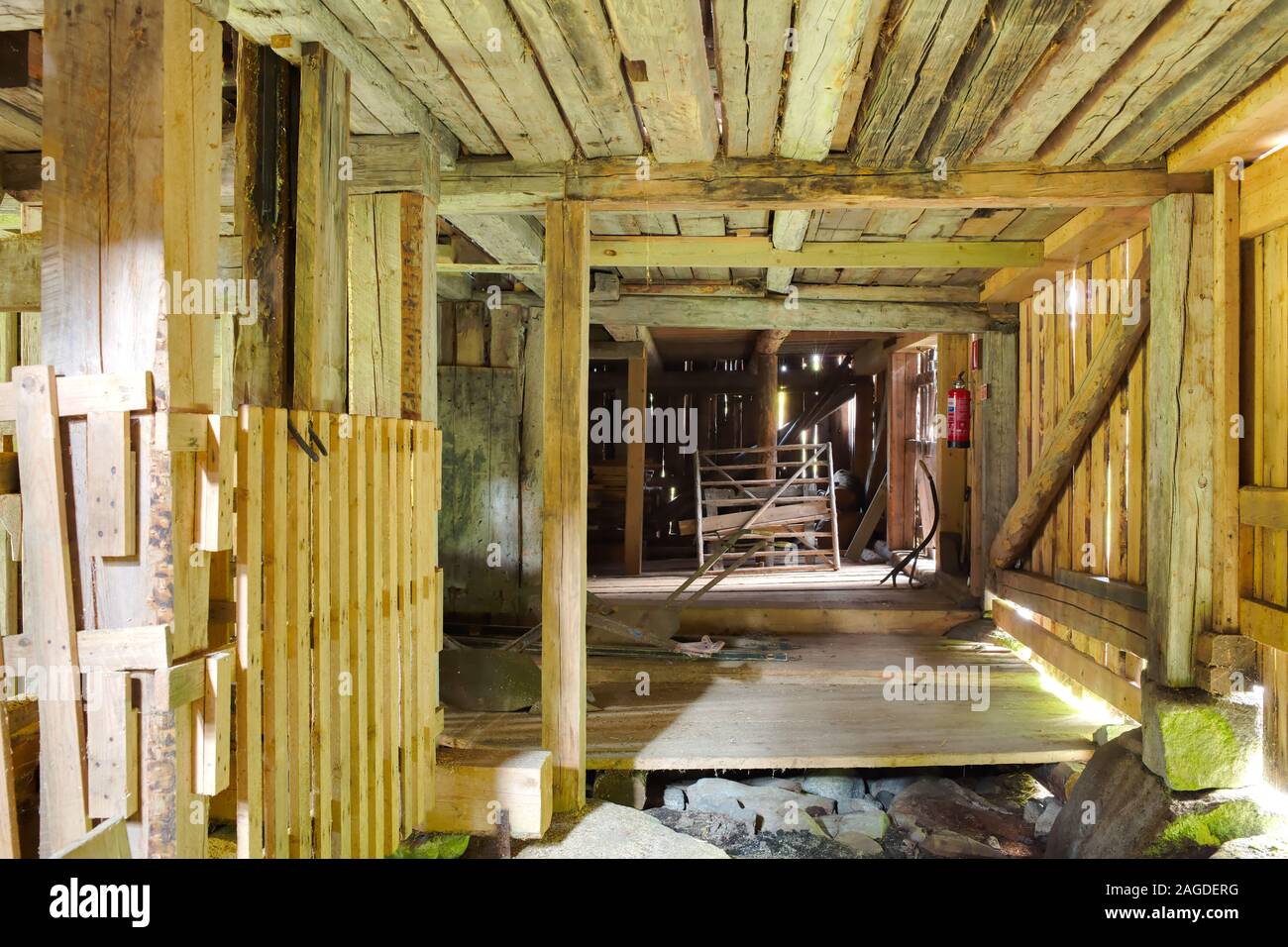 Water mill interior hi-res stock photography and images - Alamy