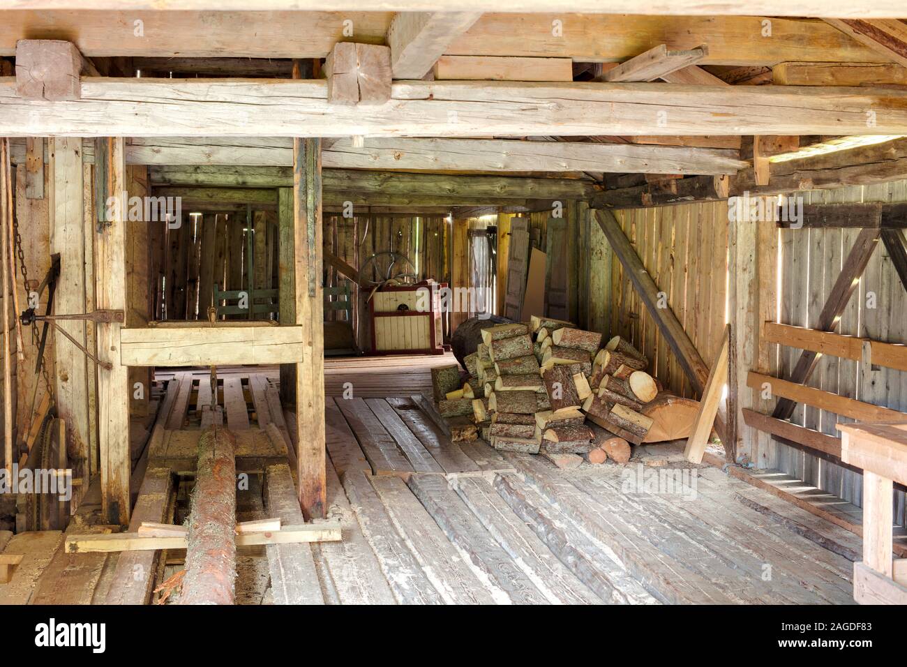 Water mill interior hi-res stock photography and images - Alamy