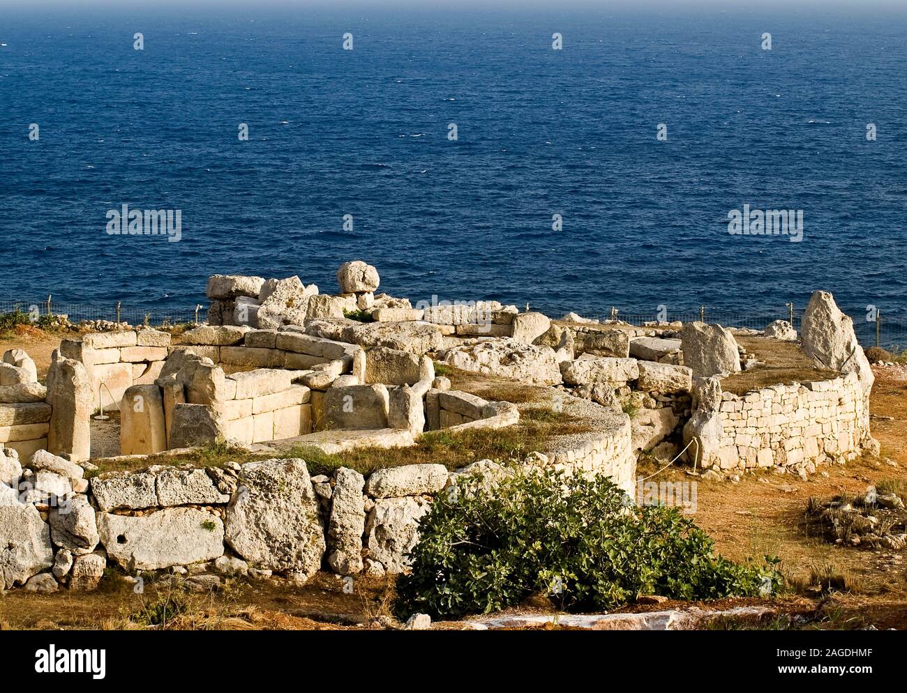 Mnajdra Neolithic Temple in Malta Stock Photo - Alamy