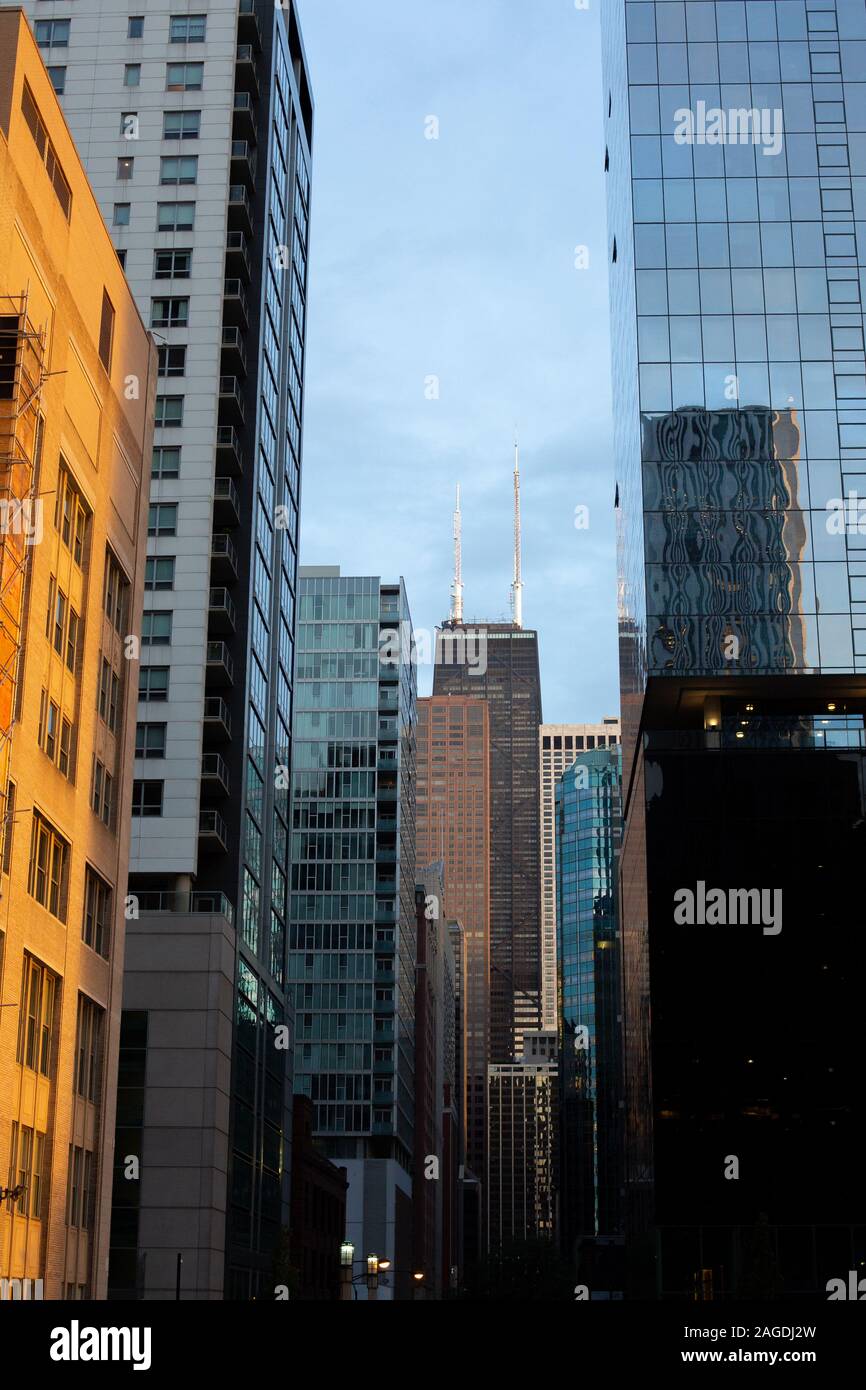 Willis tower seen through skyscrapers in Chicago Stock Photo - Alamy