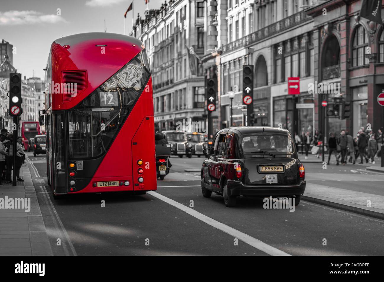 LONDON, UNITED KINGDOM - Apr 11, 2019: Photo of London cab and double ...