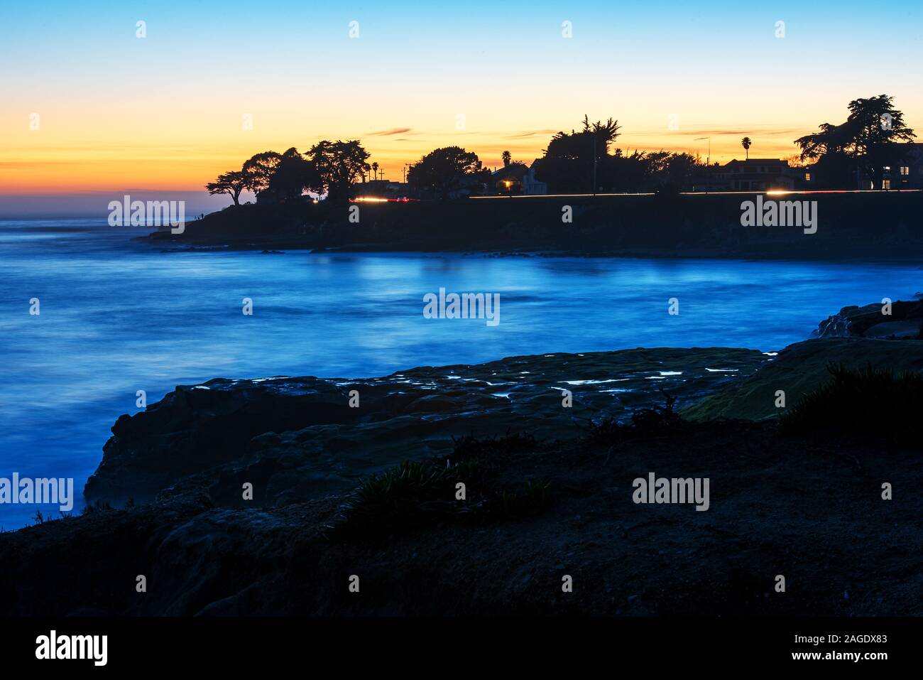 Rolling tides hi-res stock photography and images - Alamy