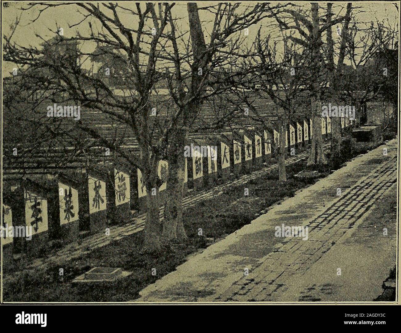 Four chinese characters read hi-res stock photography and images - Alamy