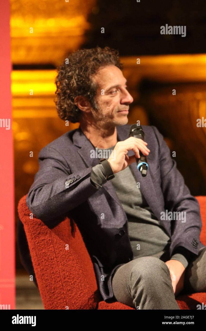 Salvo ficarra hi-res stock photography and images - Alamy