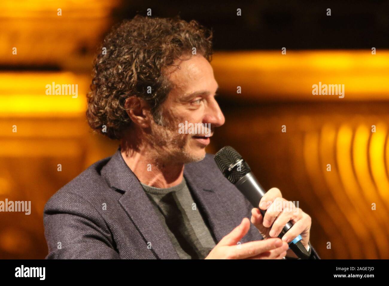 Caserta, Italy. 18th Dec, 2019. FICARRA E PICONE, italian duo actor ...
