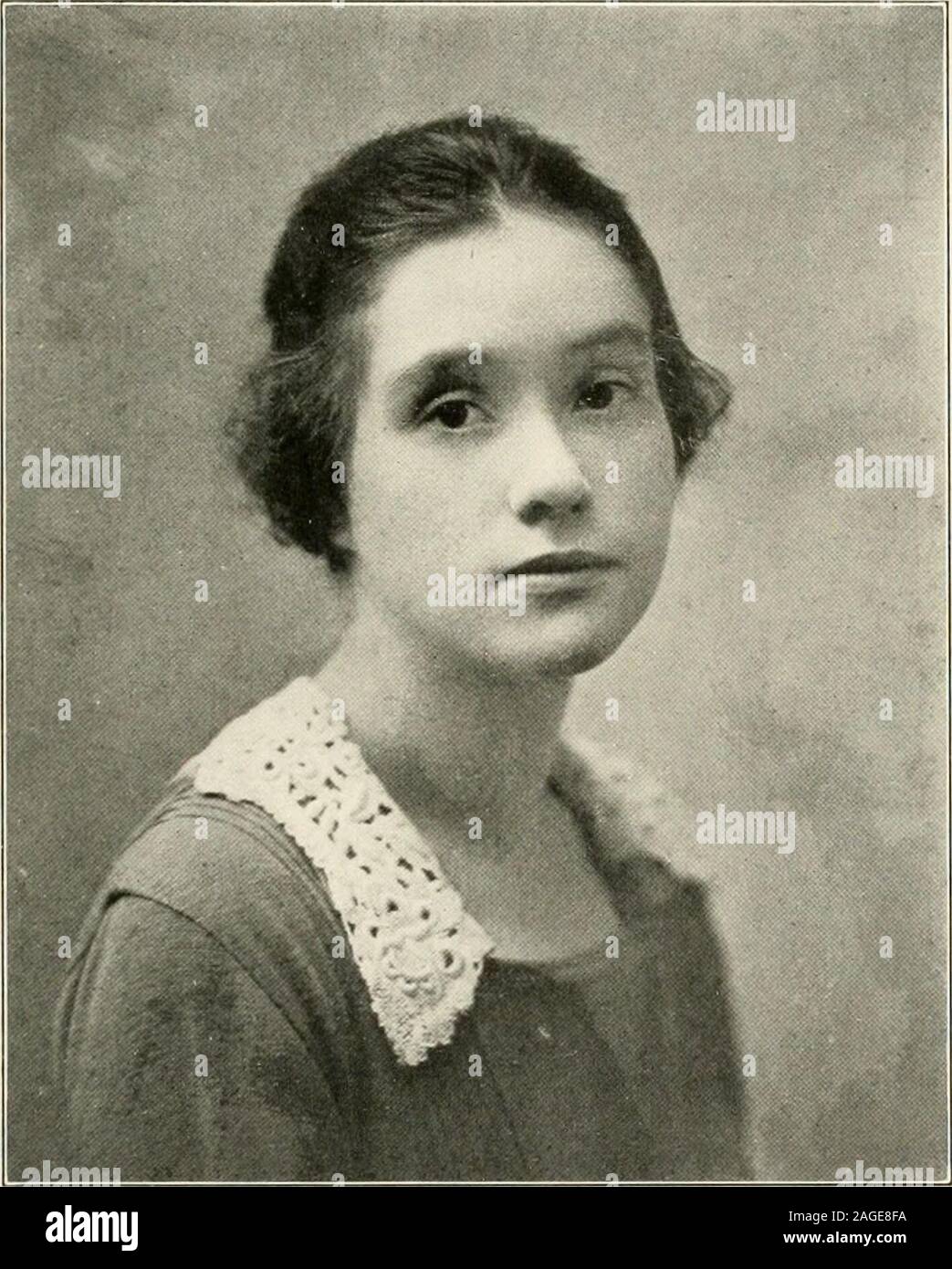 Bookidfootprints19 hi-res stock photography and images - Alamy